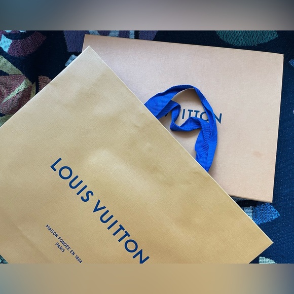 Louis Vuitton | Party Supplies | Louis Vuitton Empty Gift Box Magnetic ...
